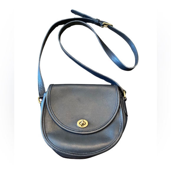 Coach | Bags | Coach Vintage Watson Black Crossbody Saddlebag Purse ...
